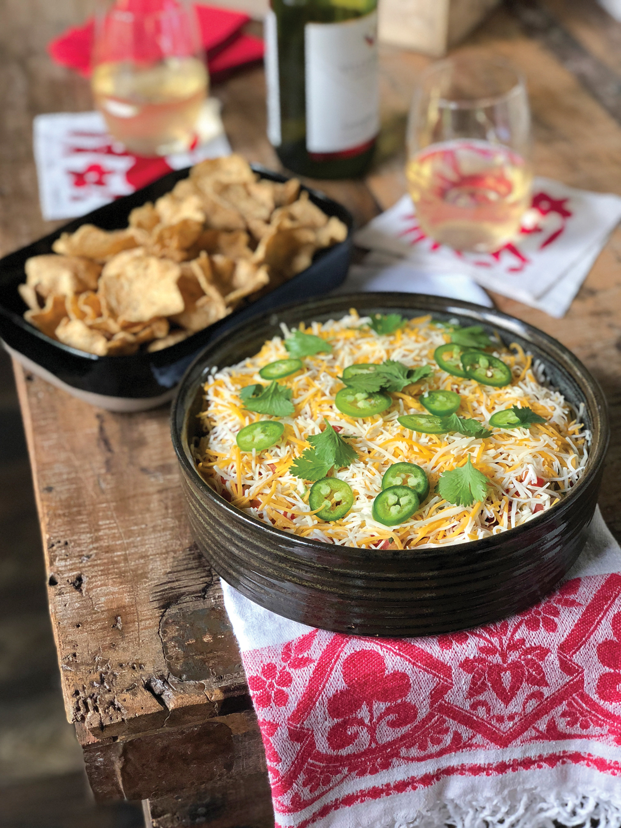 Tailgating Tips and Recipes that Score